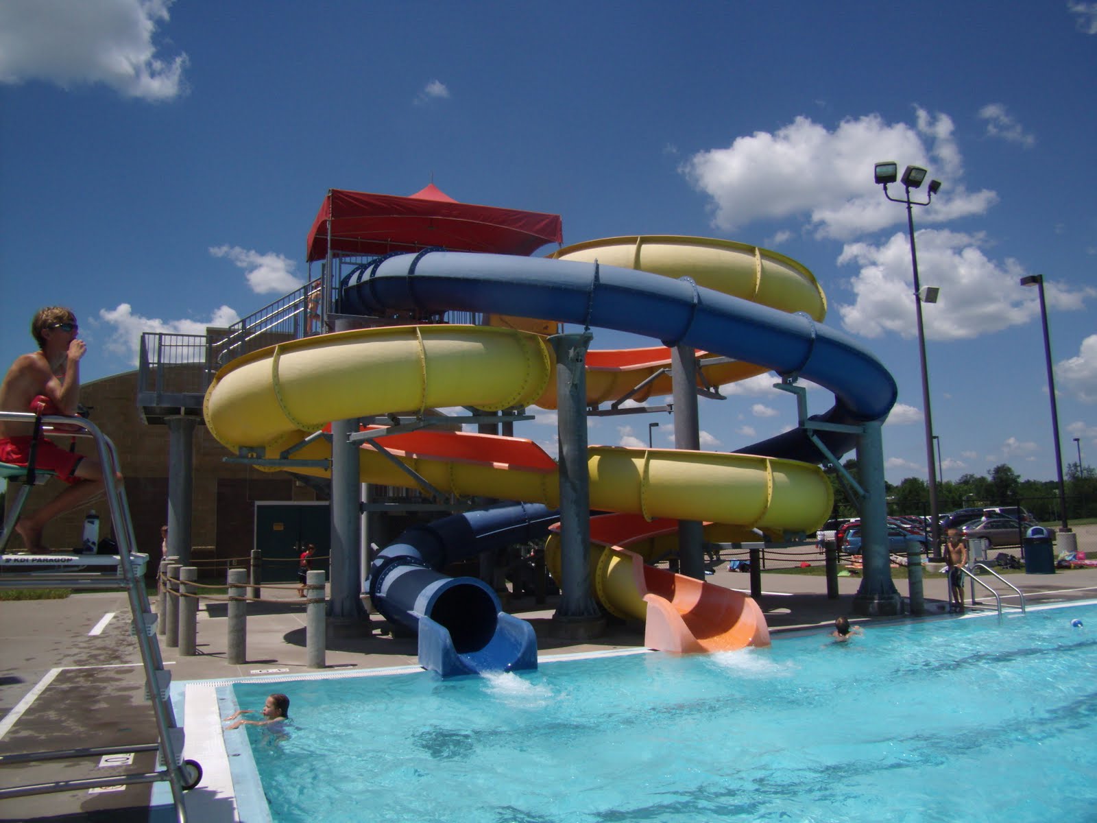 Williams Family: Pella Aquatic Center with Adventure River