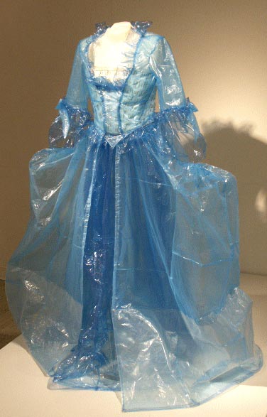 Sustainable Colorado: trash & recycled fashion