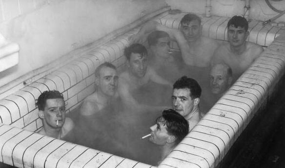 TOTAL FLANKER...a rugby blog: Whatever happened to: the communal bath?