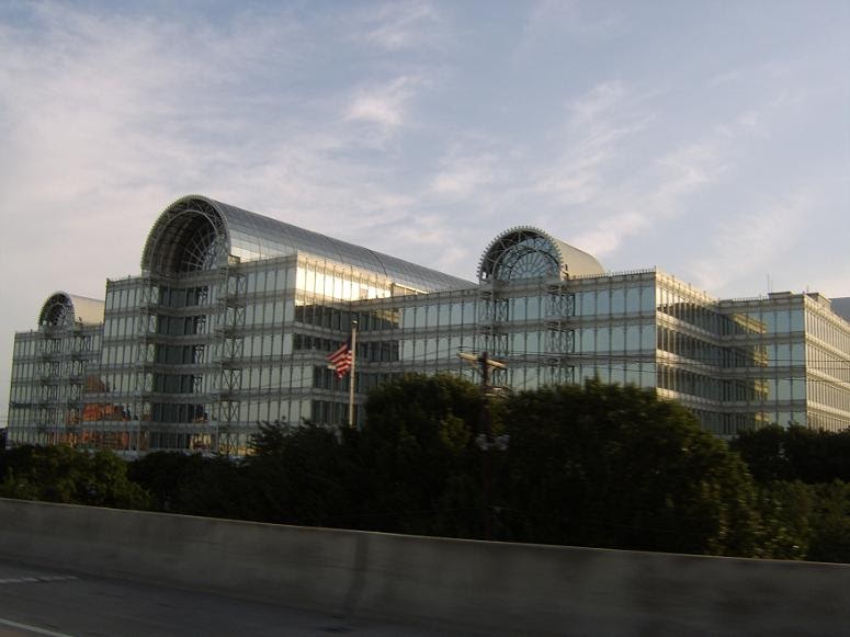 Terrell Daily Photo: Road Trip-Dallas Infomart