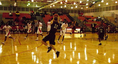 Terrell Daily Photo: Terrell Tigers vs Red Oak Hawks basketball