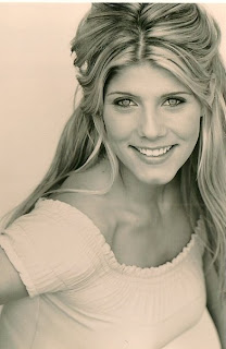 Laura Swan: November 2009