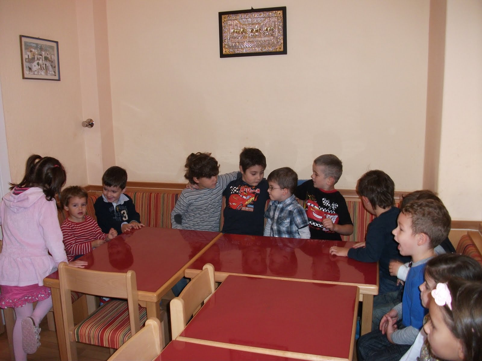 ΕΝΟΡΙΑ "ΤΡΙΩΝ ΙΕΡΑΡΧΩΝ" ΑΝΝΟΒΕΡΟΥ: ΦΩΤΟΓΡΑΦΙΕΣ ΑΠΟ ΤΟΝ ΑΓΙΑΣΜΟ ΣΤΟΝ ...