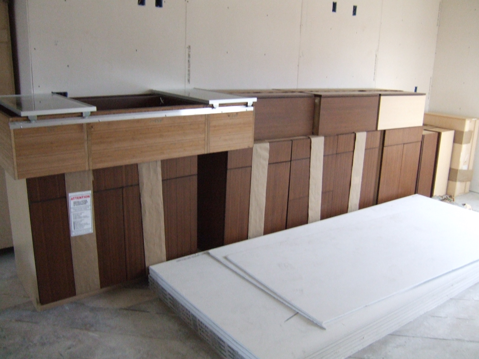 obgreen --- 3530 E. 21st Place Tulsa, OK: jay rambo bamboo cabinets arrive!