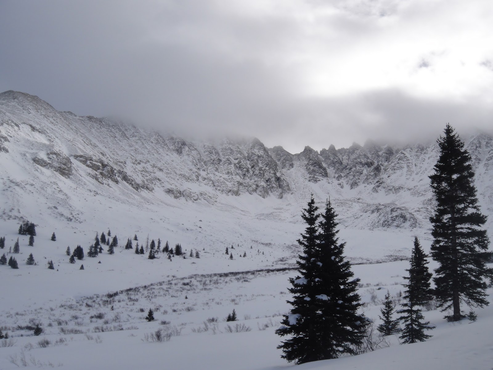 foxandthird: Snowshoeing in Mayflower Gulch