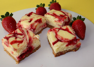 My Kitchen Snippets: Strawberry Swirl Cheesecake Bars