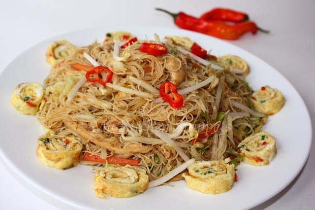 My Kitchen Snippets: Fried Mee Hoon with Sa Cha Sauce