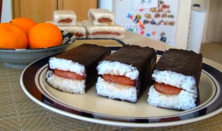HomeWorks: Experimental Bento: Spam musubi recipe