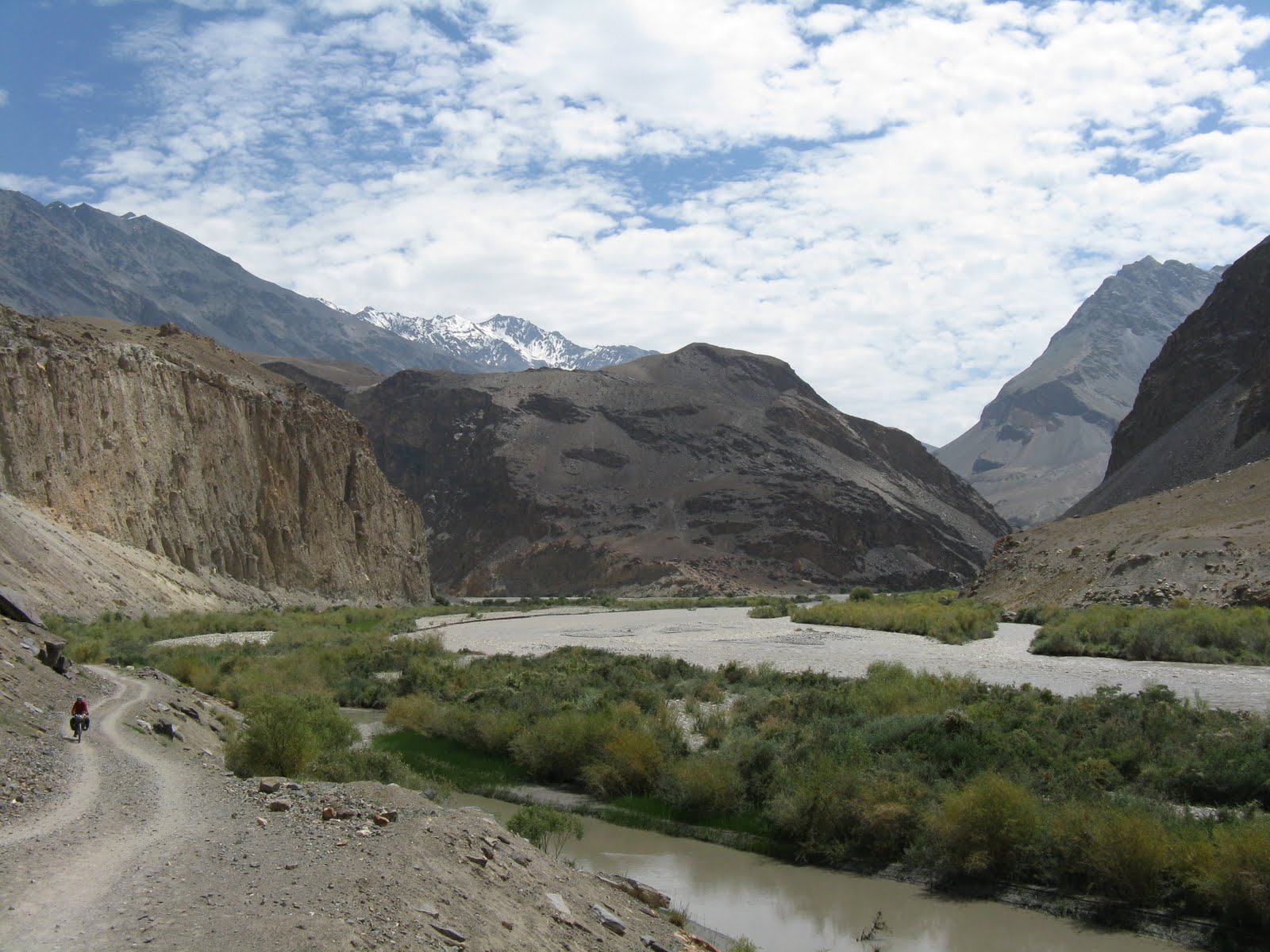 Kurze Sommertour durch Mittelasien: Abfahrt ins Bartang, von Shurali ...
