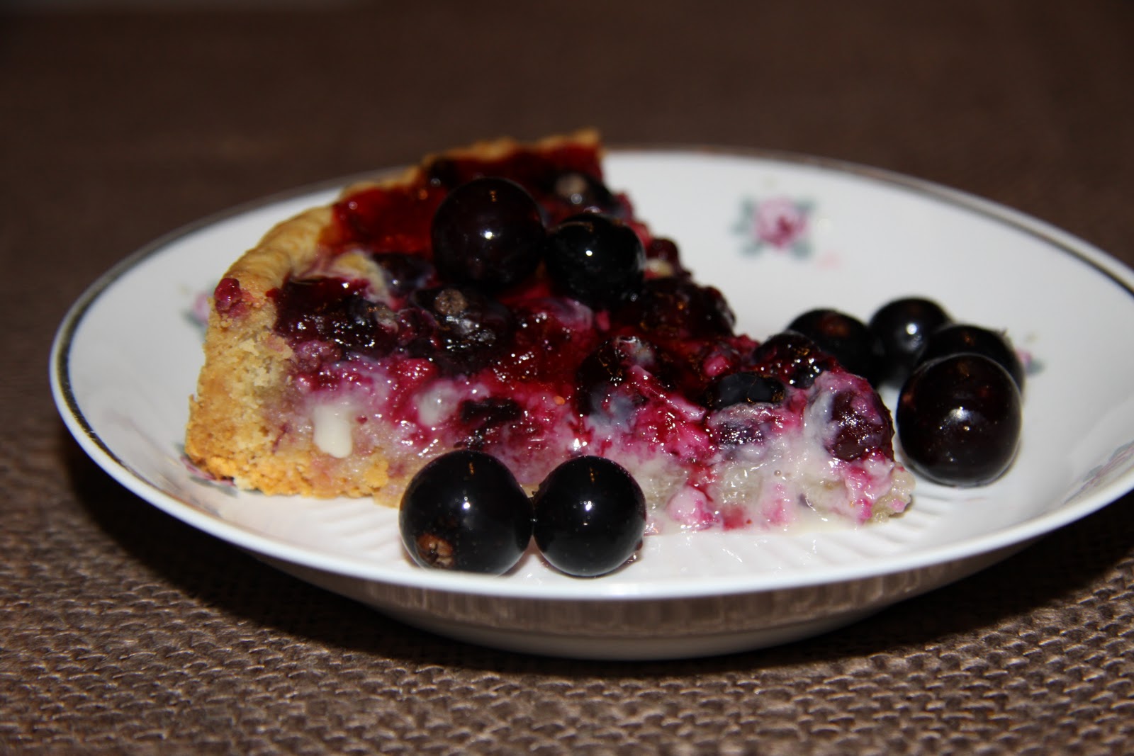 Marja- kondenspiima kook