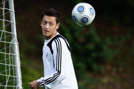 The Best Footballers: Mesut Ozil, the midfielder football team of Germany