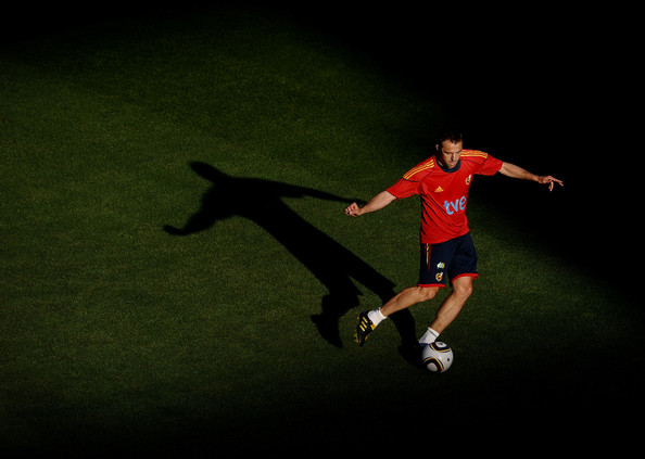 The Best Footballers: Carlos Marchena plays as a centre back of Spain