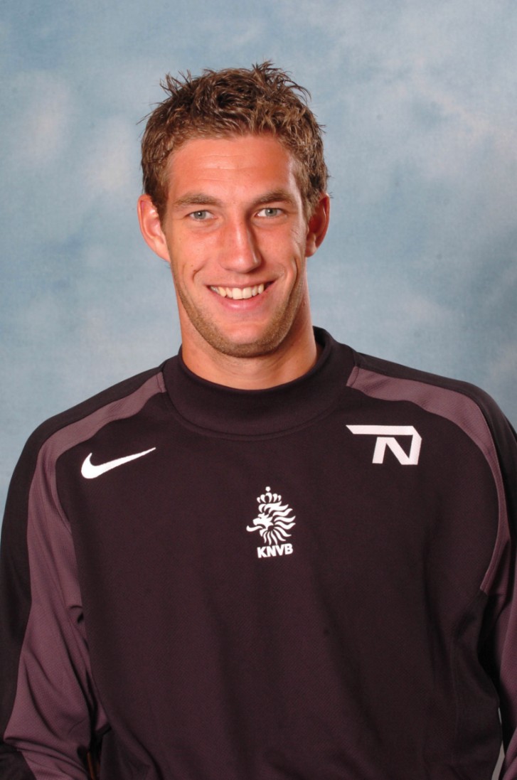 The Best Footballers: Maarten Stekelenburg is a professional Dutch ...
