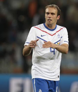 The Best Footballers: Joris Mathijsen plays as a centre back footballer ...