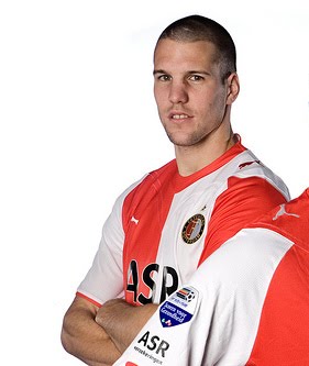 The Best Footballers: Ron Vlaar is a Dutch footballer plays as a centre ...