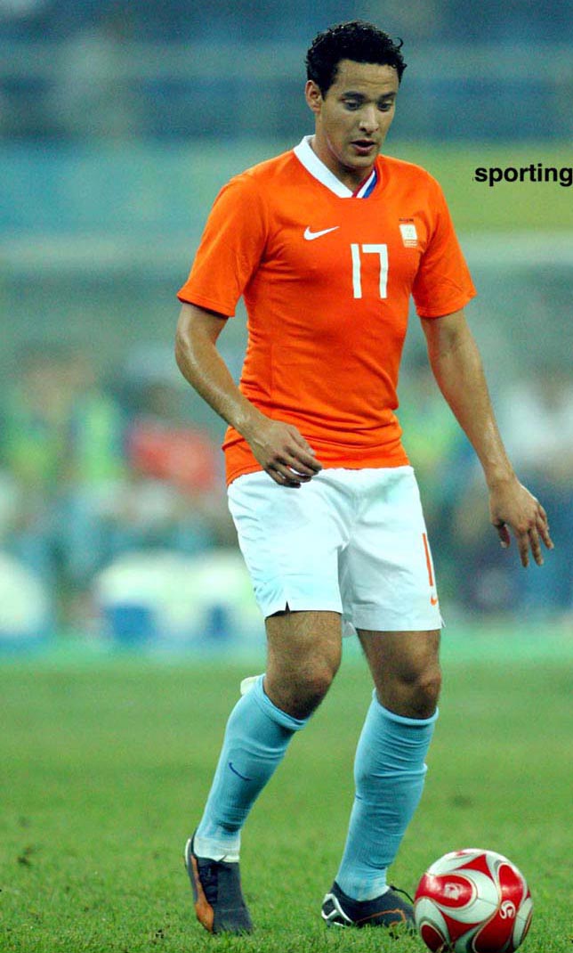 The Best Footballers: Otman Bakkal is a Dutch international footballer ...