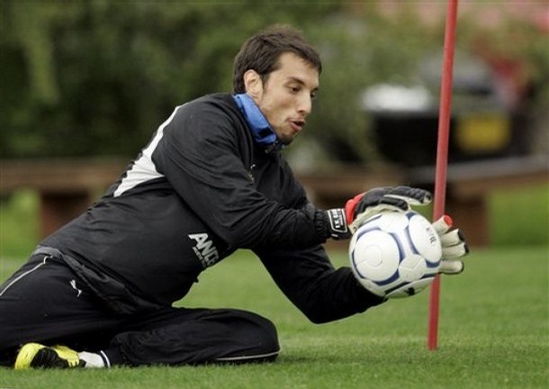 The Best Footballers: Fabian Carini is a Uruguayan football goalkeeper