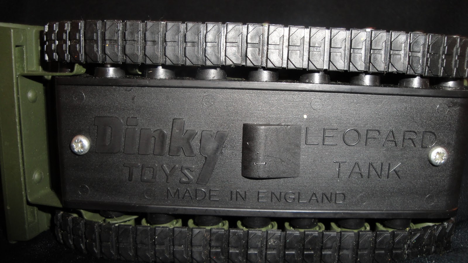 Dinky Toys and More: Dinky Toys, Leopard Tank