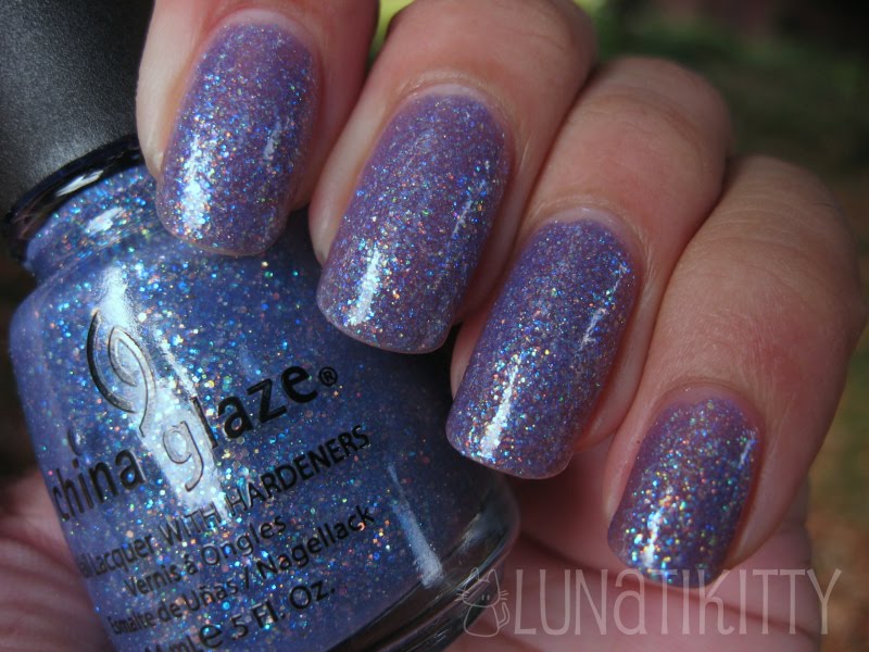 Lunatikitty: China Glaze Electic Lilac