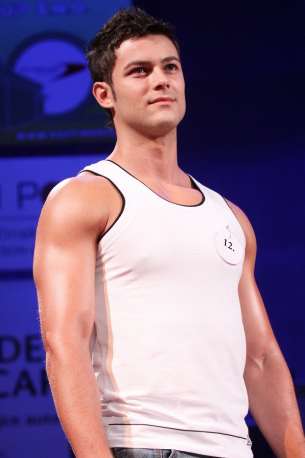 The Eye Candy Chronicles: Eyecandy of the Week: Peter Menky (Manhunt ...