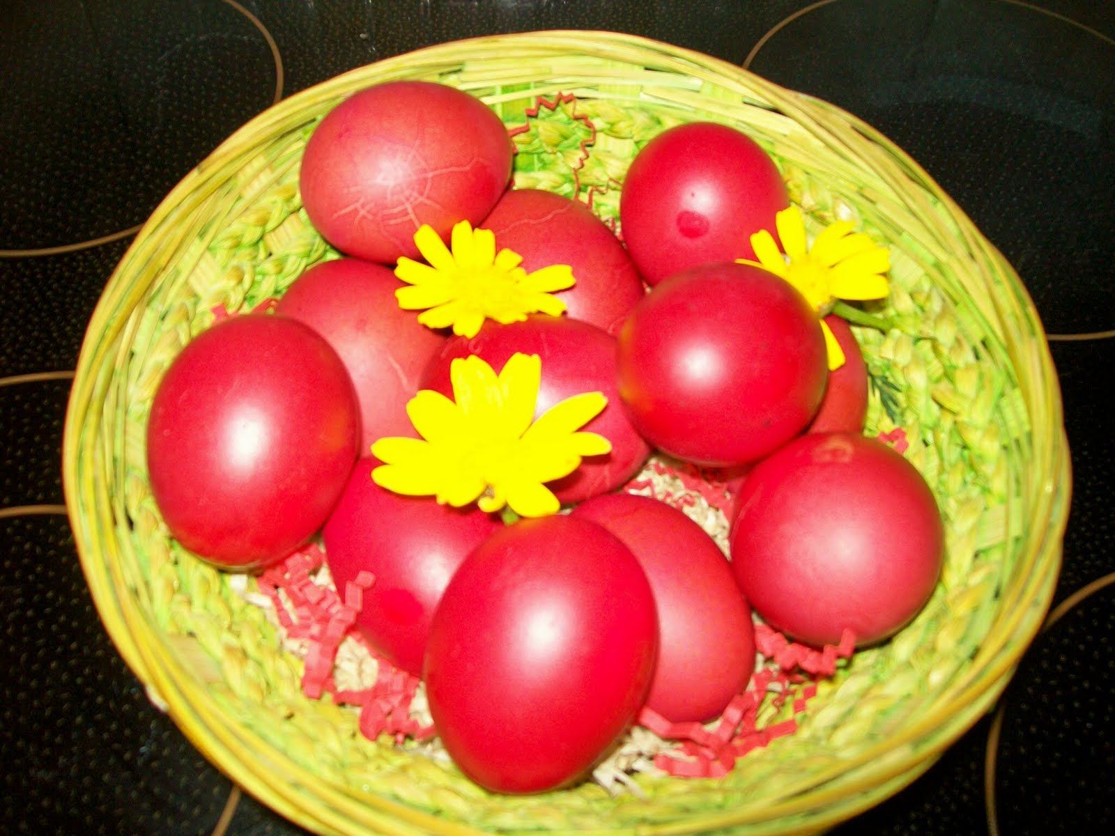 A little GREEK ISLAND: RED EGGS!!!