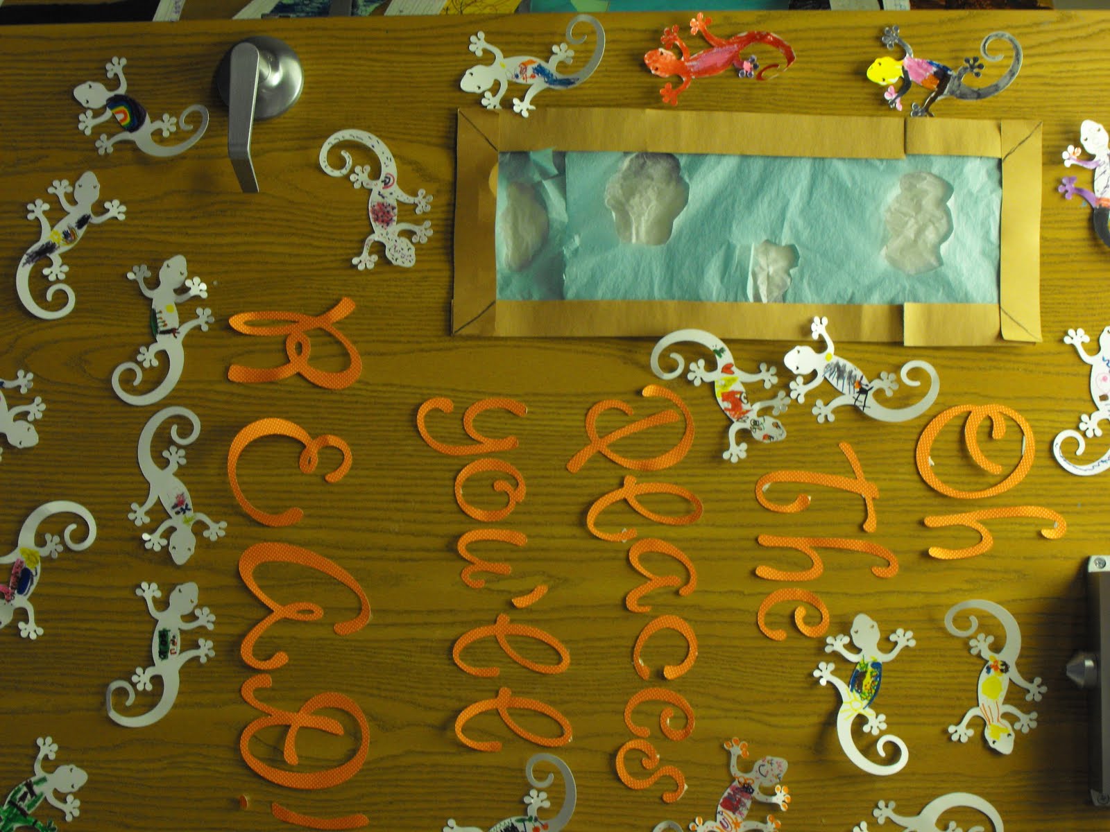 Scrap and Teach: Door Decorating Contest: Read Across America