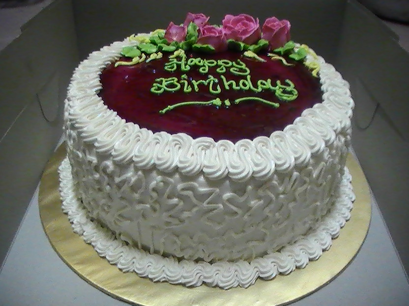 Super delicious birthday cookies: Layan gambar kek lagi....