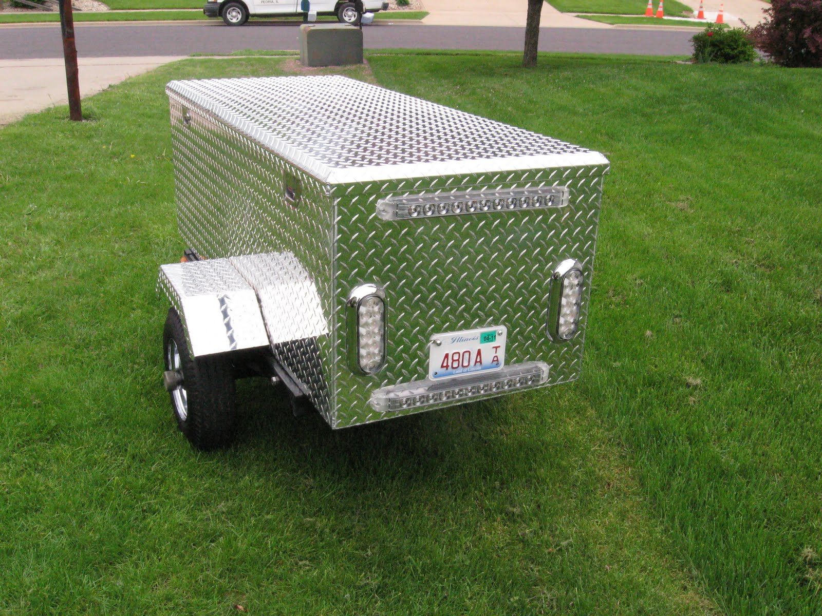 Mirage Racing Team: Converting old Coleman Caboose to a sleek new trailer.