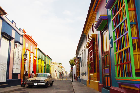 Maracaibo: CALLE CARABOBO