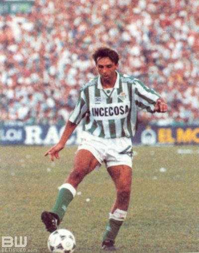 SEGUIMIENTO BERMELLÓN: RETROVISOR: Vlada Stosic