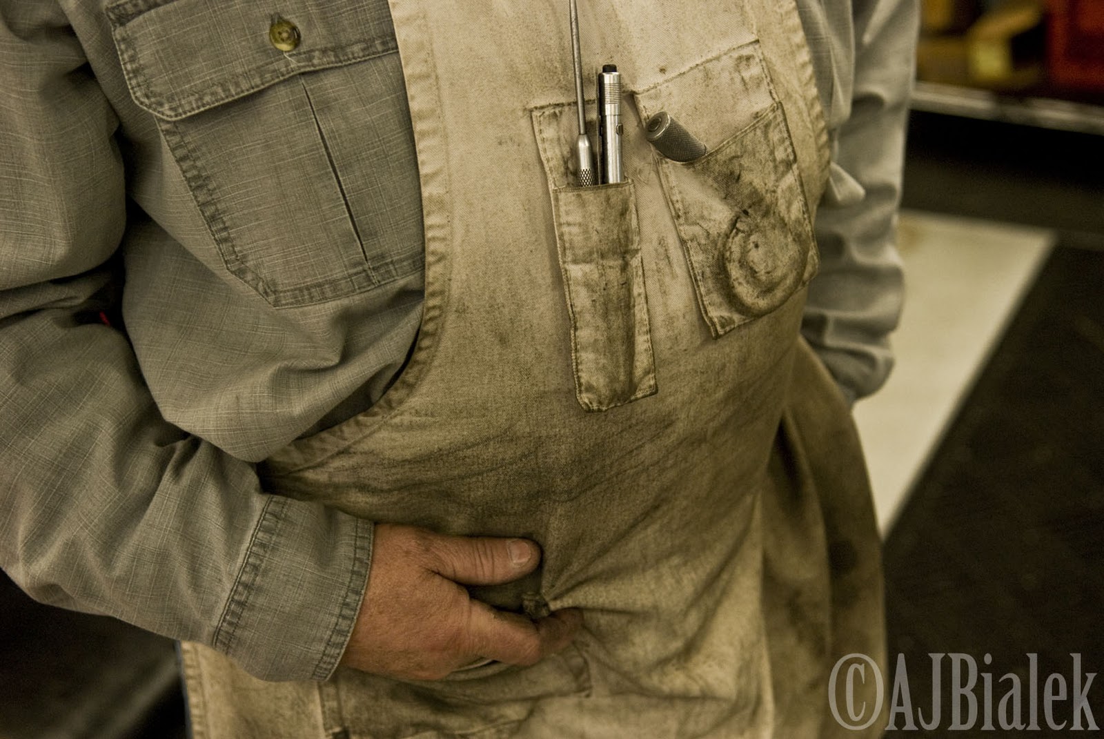 Adam Bialek's Portfolio: Machine Shop Photo Story