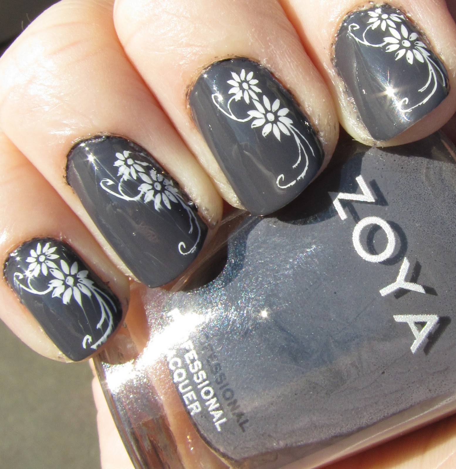Polishology: Zoya Kelly - and 300 Followers!