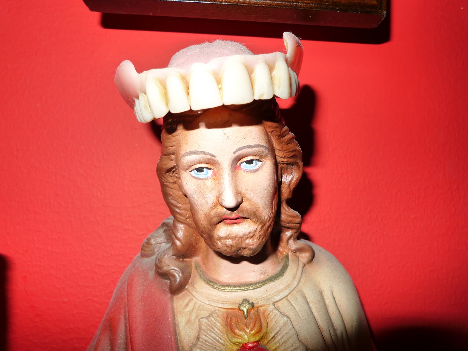 Righteous Plaisant: Jesus VS Dentures