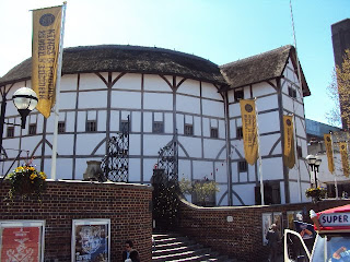 Salut, Shoshana!: Shakespeare's Groundling