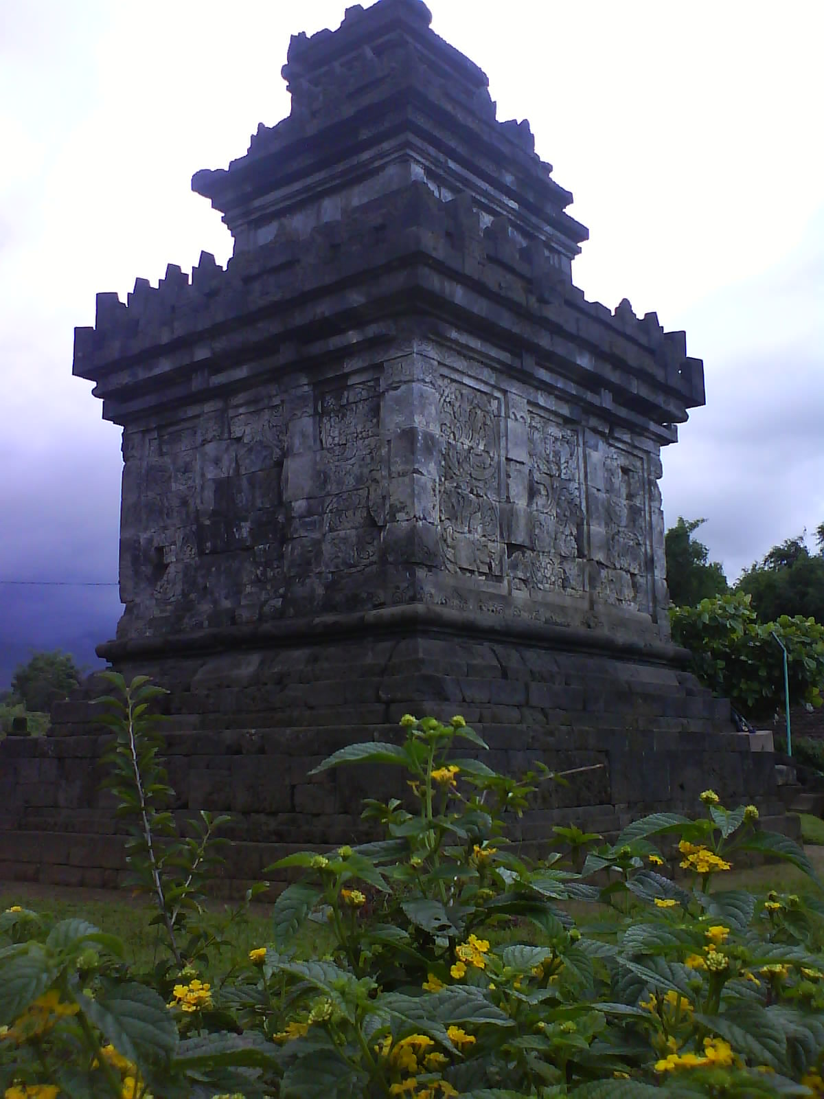 Wisataku: CANDI PRINGAPUS