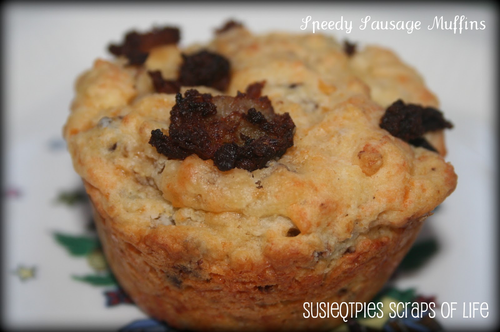 SusieQTpies Cafe: Speedy Sausage Muffin Recipe & Gooseberry Patch ...