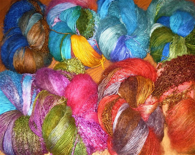 Hey, it's Dalis!: Lotsa Lotsa Stuff! A Peek at the Studio.