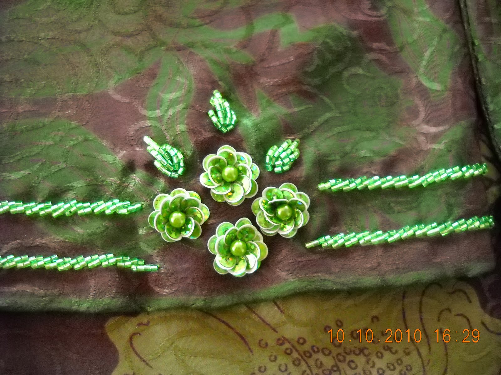 JF Collection: sulaman manik