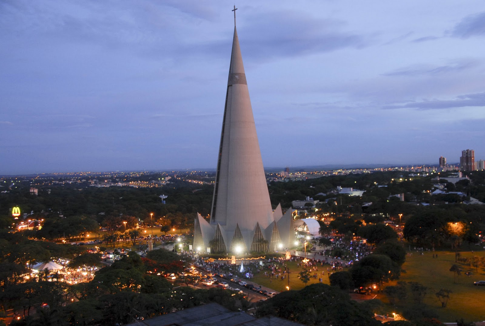 Maringá em Foto: Catedral de Maringá 02-12-10
