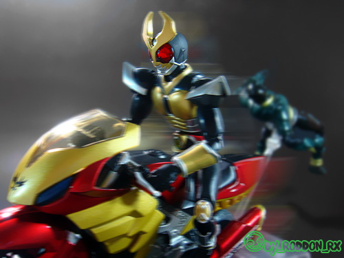 Show กะ RODDON_RX: S.H.Figuarts Kamen Rider Gill
