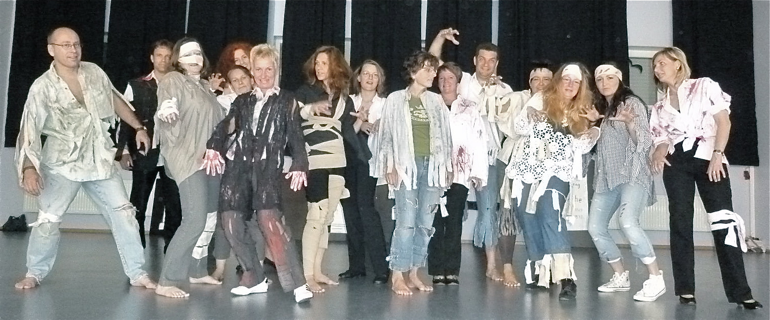 Thriller Cookies and My Weekly Date with Zombies – Diary of a Mad Hausfrau