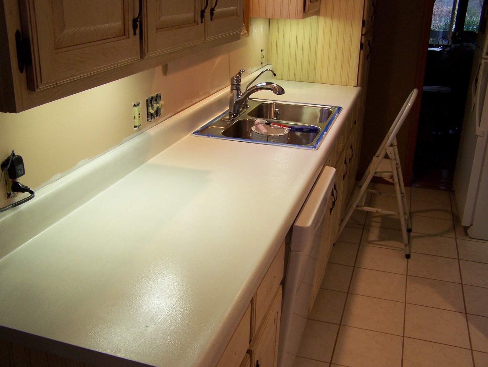 Creative Decorating: Painted Counter Top Tutorial