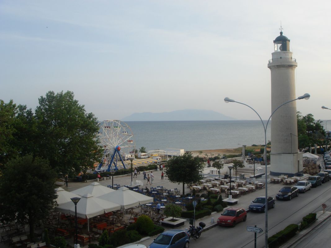 ΒΥΘΙΣΤΗΚΕ ΠΛΟΙΟ ΣΤΟ ΛΙΜΑΝΙ ΤΗΣ ΑΛΕΞΑΝΔΡΟΥΠΟΛΗΣ