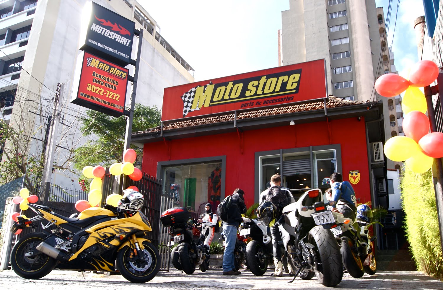 Blog Revista Autoestima: Moto store Curitiba realiza evento para clientes