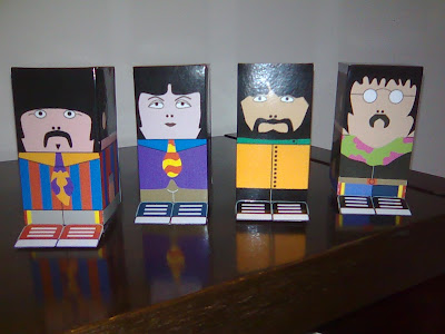 by FJ: THE BEATLES - PAPER TOYS