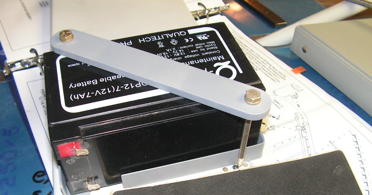 Aviationstop.com: Auxilary Battery placement in the RV10