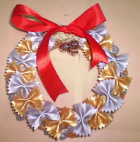 I love crafts: Nov 11: pasta wreaths