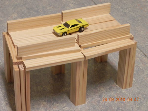 strömstadmatte: Broar, kapla,papper,rita