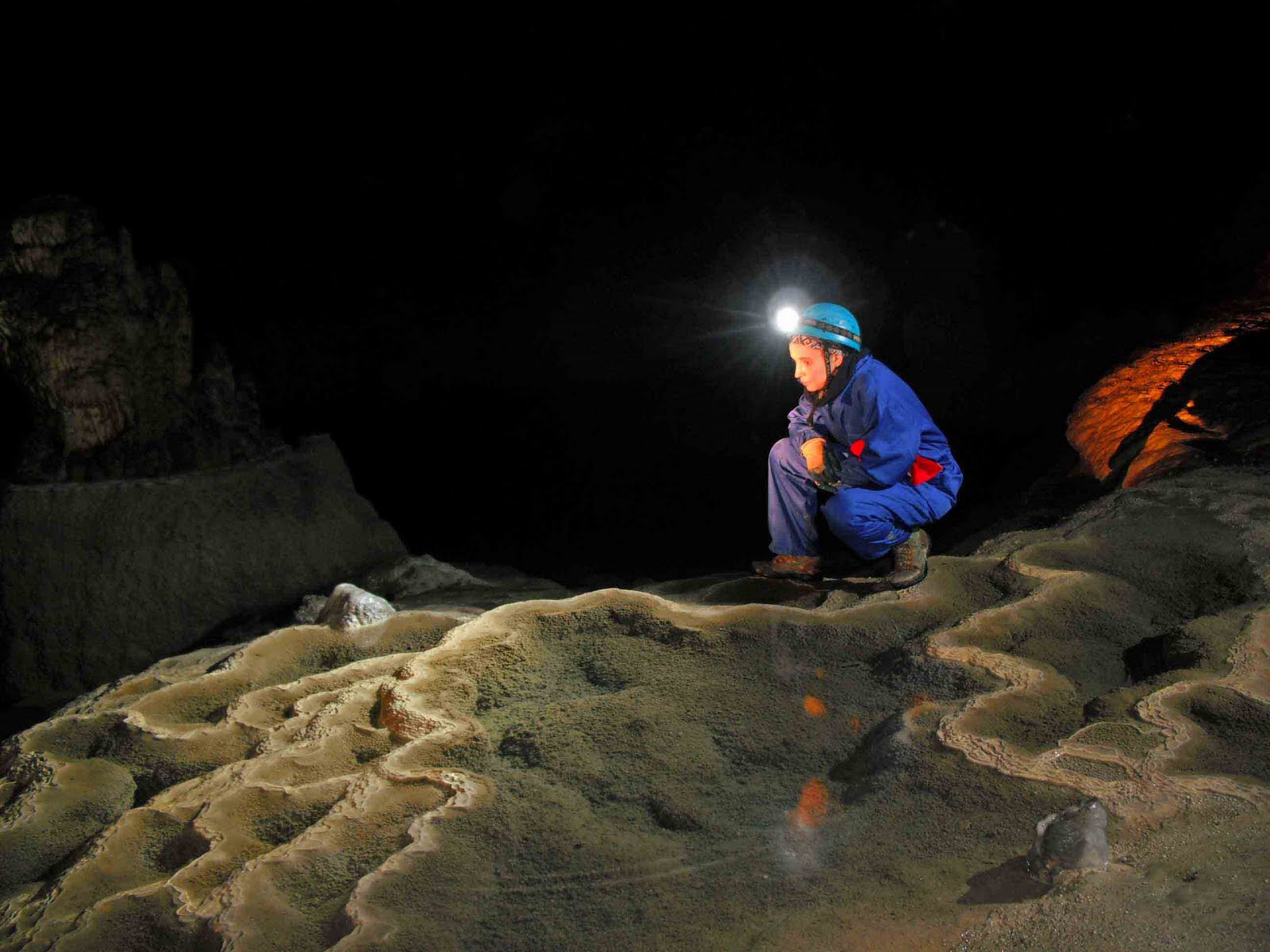 LA CABRA DE MONTE: URBASA II. EL MUNDO SUBTERRANEO