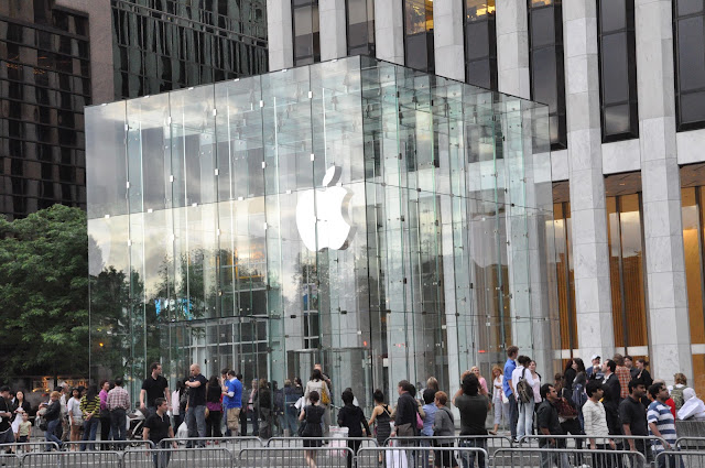 In Pinay's footsteps: APPLE STORE: NEW YORK AND BOSTON Repost Plus